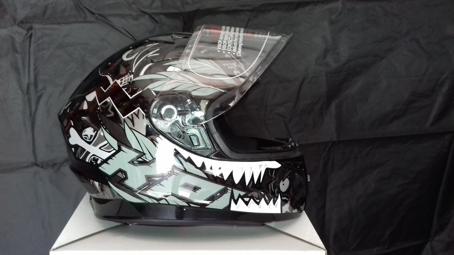 Different Type of Helmet available.